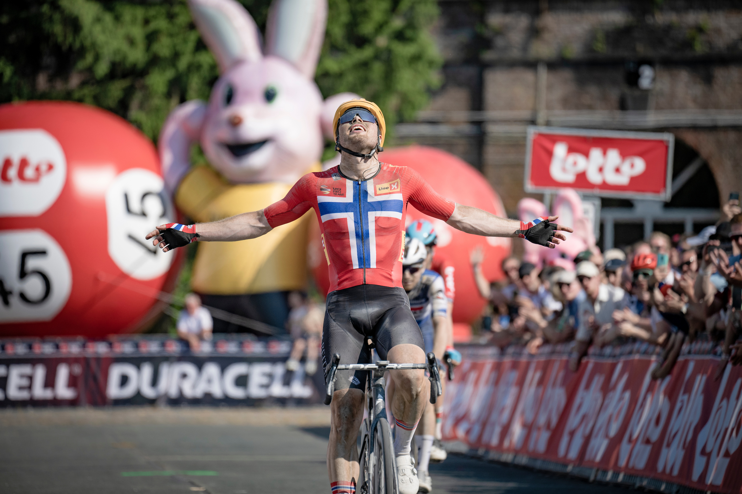 Rasmus Tiller laat de Belgen poepje ruiken in Dwars door het Hageland